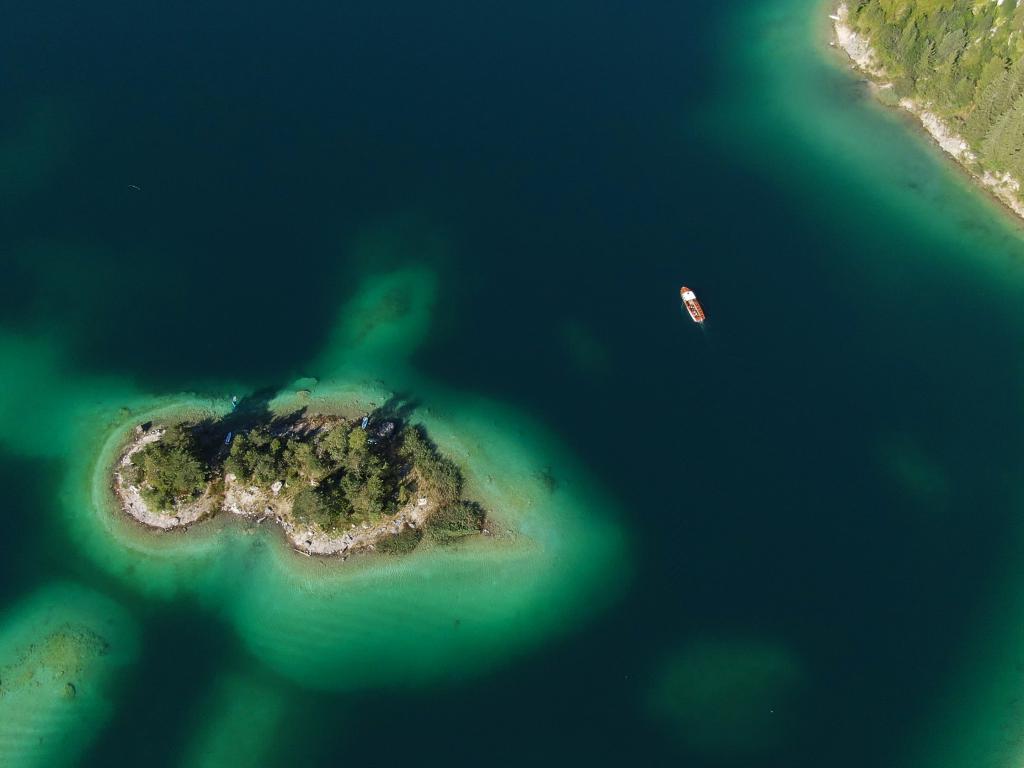 Bootsverleih, Boote mieten & SUP am Eibsee - Der Eibsee